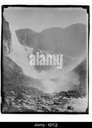 Skieggedalsfos Hardanger NB MS G4 0680 Stock Photo - Alamy