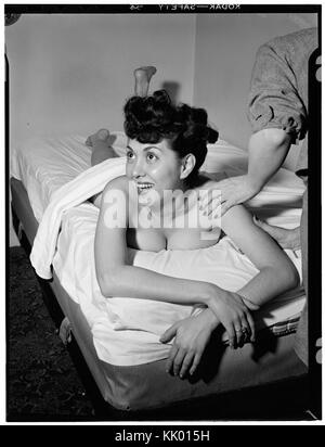 This portrait from around April 1947 shows Hollywood actresses Doris ...