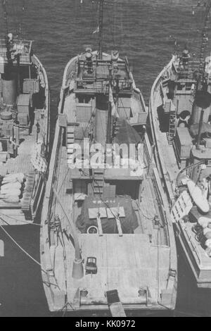 JMSDF (Japan Maritime Self-Defense Force) Hayabusa-class guided-missile ...