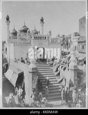 Golden Mosque Lahore Stock Photo - Alamy