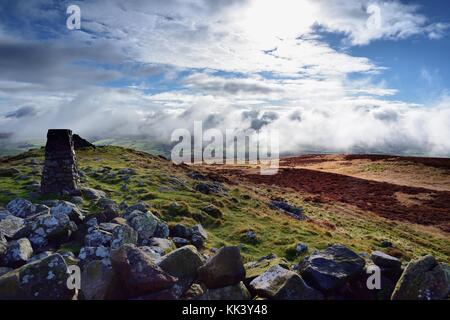 The Summit cairn on Longlands fell, Lake District National Park ...