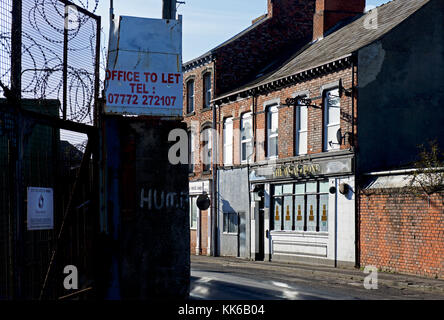 The Whalebone pub, Wincolmlee, Hull, East Yorkshire, England UK Stock ...