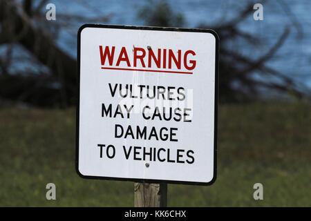 Vultures warning sign at Myakka State Park, Florida Stock Photo - Alamy