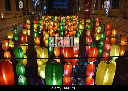 Chinese lanterns in Binondo, Manila, The Philippines Stock Photo - Alamy