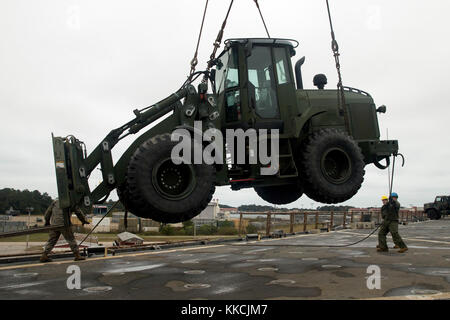 Tractor, Rubber-Tired, Articulated, Multi-Purpose (TRAM) 624KR's are ...