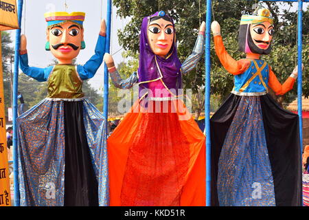 Traditional Rajasthani puppet dolls on sale as souvenirs in Rajasthan ...