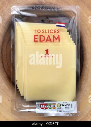 slices of Edam cheese Stock Photo - Alamy
