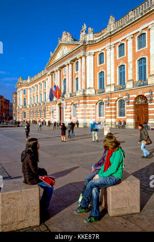 Capitolium building (town hall) at Toulouse Stock Photo - Alamy