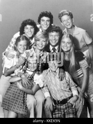 This image shows the cast of the iconic TV show Lassie, taken around ...