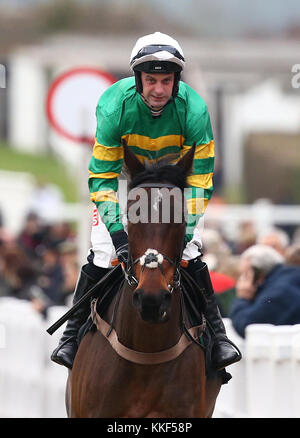 Jockey Niall P Madden Stock Photo - Alamy