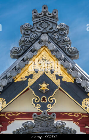 Sezonin temple colorful facade carved golden Dragon. Karahafu Style ...