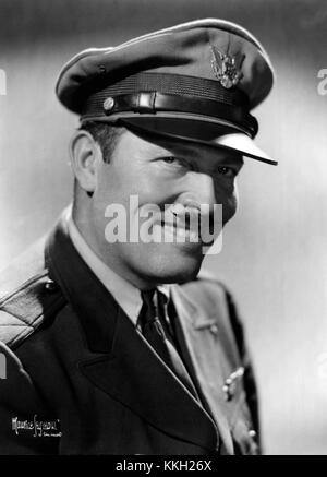 Roscoe Turner was a renowned American aviator, known for his ...
