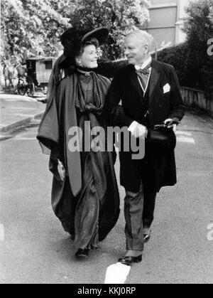 LOVE AMONG THE RUINS, Katharine Hepburn, 1975 Stock Photo - Alamy