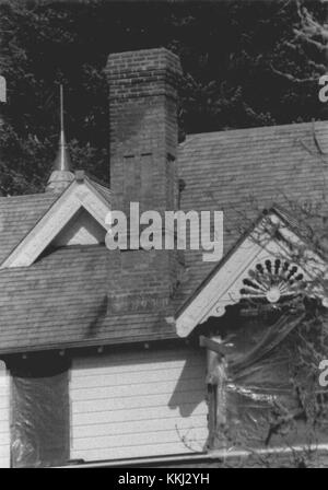 The Riley-Cutler House in Pedee, Oregon, is a historic structure ...