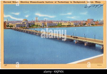 Harvard Bridge, showing Massachusetts Institute of Technology in ...