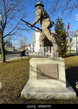 The Spanish War Memorial in Stoneham, Massachusetts, honors the ...