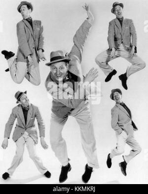 Ray Bolger, known for his role as the Scarecrow in 'The Wizard of Oz ...