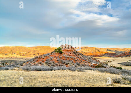 November sunset over Red Mountain Open Space in northern Colorado ...