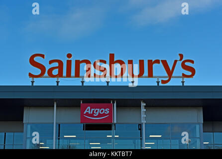 Sainsbury's Supermarket logo. Craigleith Retail Park, South Groathill ...