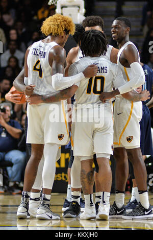 Richmond, Virginia, USA. 2nd Dec, 2017. VCU cheerleaders walk on their ...