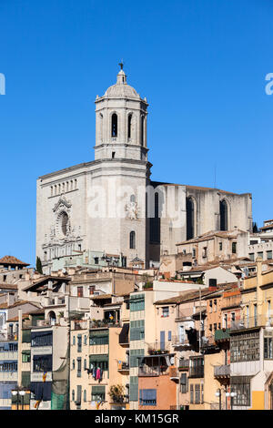 barri vell old quarter architecture, Girona, Spain Stock Photo - Alamy
