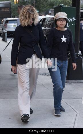 Meg Ryan out with her daughter Daisy Featuring: Meg Ryan, Daisy True ...