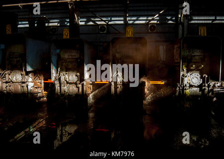 photos inside steel making plant showing hard working conditions ...