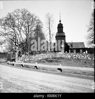 Roslags Kulla kyrka is a Swedish church known for its historic role in ...