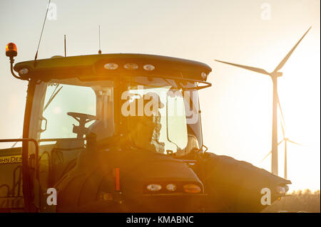 FARMER INSIDE JOHN DEERE TRACTOR CAB Stock Photo - Alamy