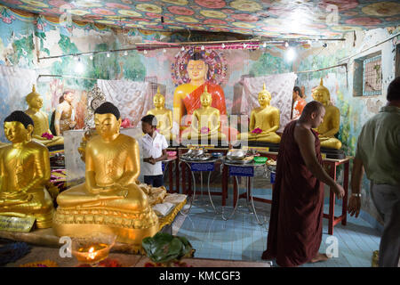 Buddhist temple in Mathugama Provence Sri Lanka Stock Photo - Alamy