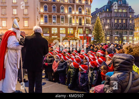 Wien, Vienna: Santa Claus in the Prater, Christmas market, Ferris wheel ...