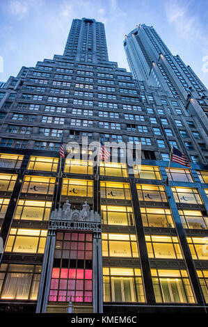 Fuller Building, Madison Avenue/57th Street, Manhattan, New York City ...