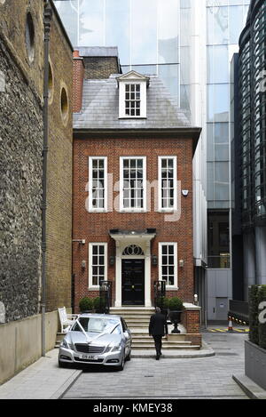 The Walbrook Club at 37a Walbrook in the City of London. Dining Club in ...