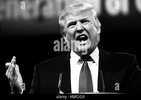 Donald Trump Ivana Trump Ivanka Trump 1998 Photo By John Barrett ...