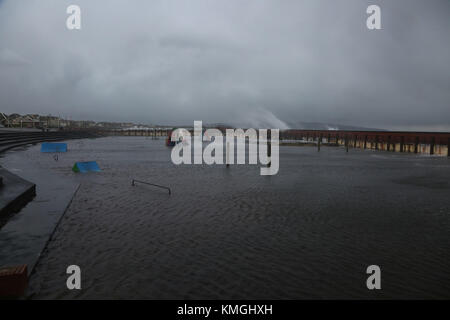 Scotland, Ayrshire, Prestwick. The former open air swimming pool Stock ...
