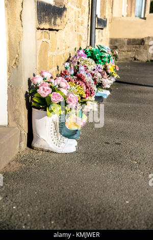 Flowers in Wellies - Original Garden Ideas Stock Photo - Alamy