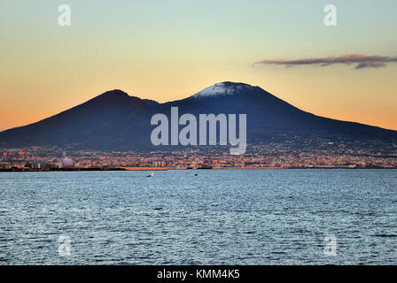 Naples, Italy. December 2017, first snow on Vesuvius Stock Photo - Alamy