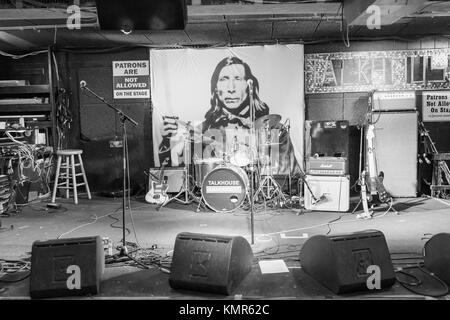 Stephen Talkhouse Amagansett Long Island New York Stock Photo - Alamy