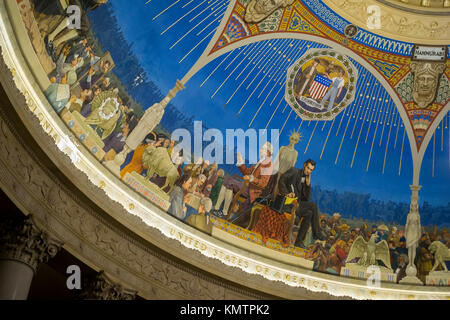 1934 c., NEW YORK , USA : The italian politician VITTORIO EMANUELE ...