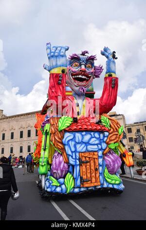 Royal float servants castle carnival Stock Photo - Alamy
