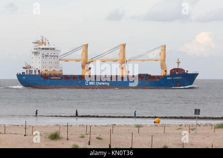 The BBC Chartering vessel BBC Congo enters the Elb Stock Photo - Alamy