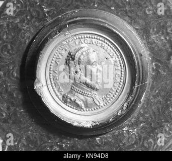 Virginal, keyboard musical instrument of the Renaissance. Museum of the ...