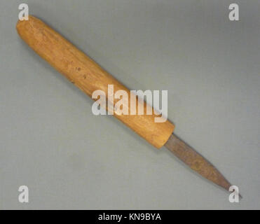 Carpenter's chisel from Hatshepsut's Temple foundation deposit ...