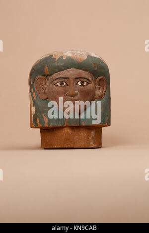 The canopic jar lids of Ukhhotep, an ancient Egyptian artifact, are key ...