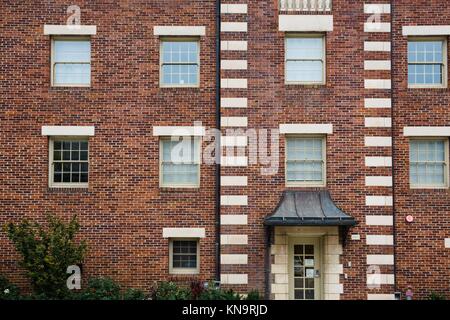 Famed Gerlinger Hall building on the University of Oregon Campus in ...