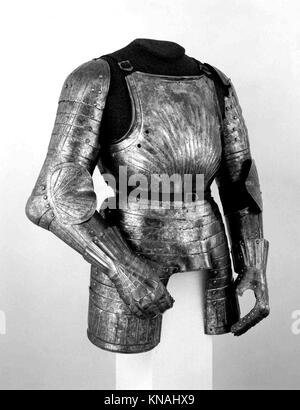 This set of light-cavalry armor elements includes protective gear ...