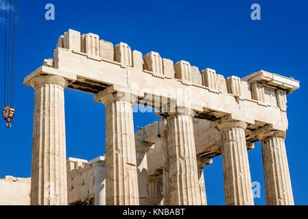 the Parthenon, dedicated to the Greek goddess Pallas Athena Parthenos ...