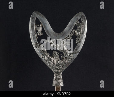 This ceremonial arrowhead, crafted by Umetada Motoshige in 1645 during ...