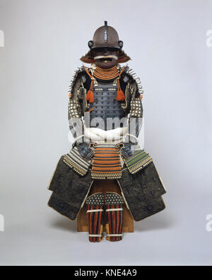 A Japanese gusoku, a complete suit of armor from the MET collection ...