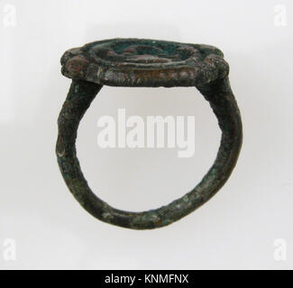 A Langobardic bronze finger ring from Italy, dating to the 6th–7th ...